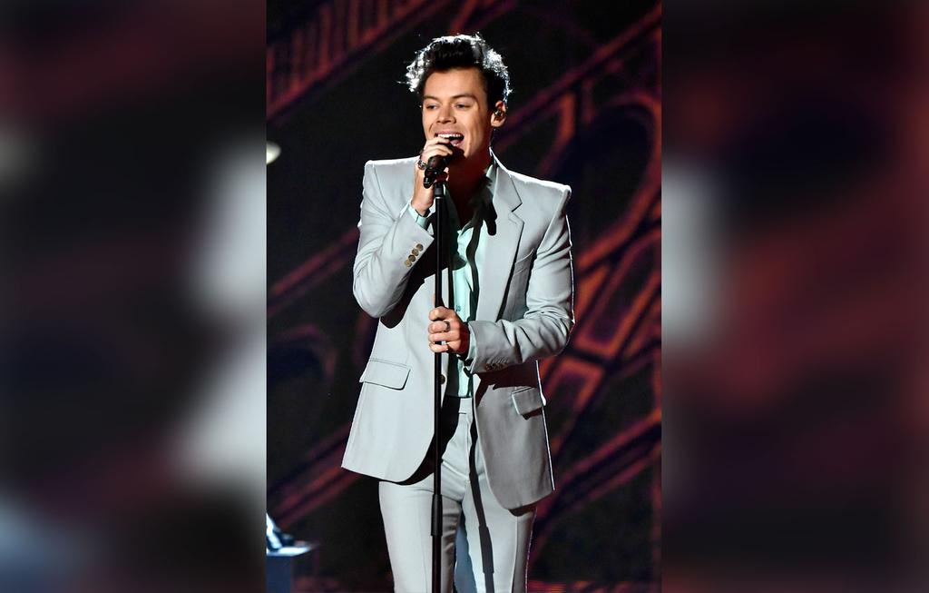 Stunning Photos! See Inside Victoria's Secret China Fashion Show