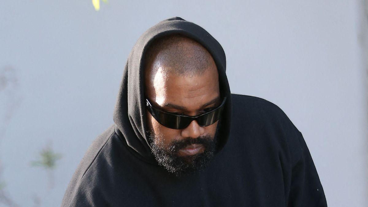Kanye West Apologizes for Antisemitic Rants, Blames A Manic Episode
