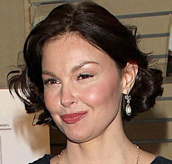 Ashley Judd Explains Puffy Face: It Was Steroids Not Surgery!
