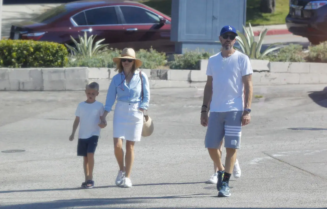 Reese Witherspoon’s Ex Jim Toth Feels ‘Bit Player’ After She Moved on ...