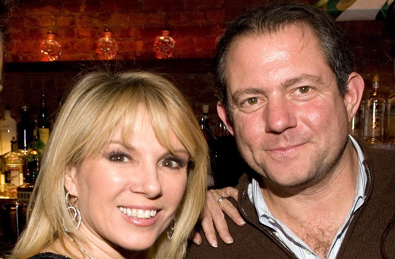 Ramona Singer & Harry Dubin Kissing Photos Not Dating ‘RHONY’ Star