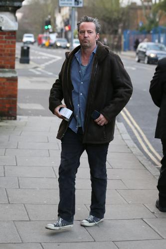 Disheveled Matthew Perry Experiences A Bad Hair Day In London