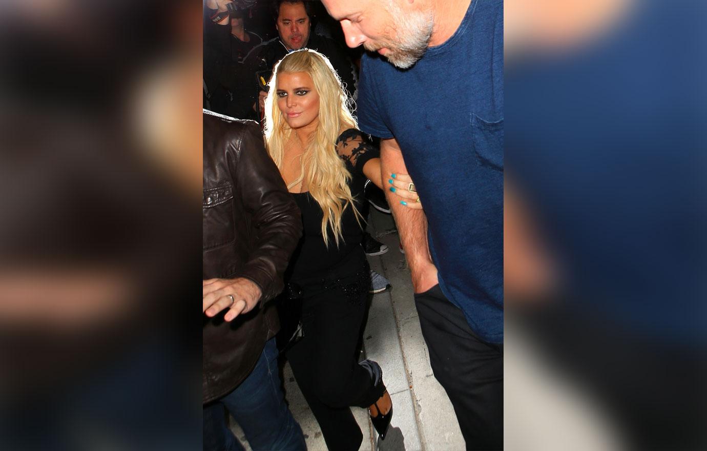 Jessica Simpson Looks Wild & Drunk In New Photos!