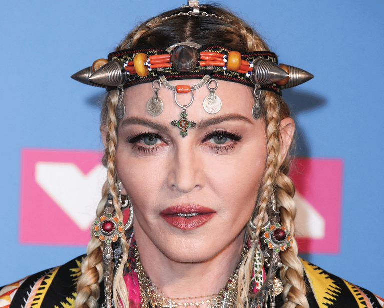 Madonna Shows Off Drastically Changed Face After Surgery