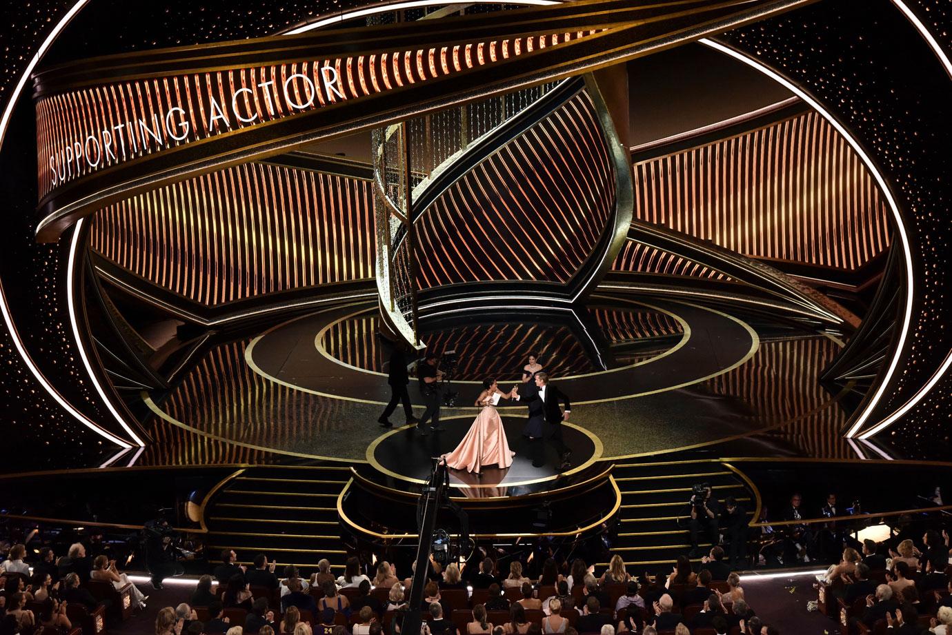 Brad Pitts Gushes About Kids During Oscars Acceptance Speech