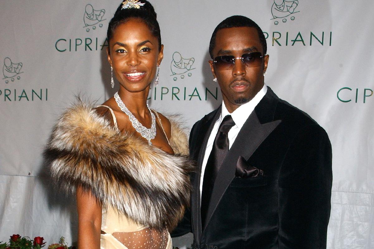 Diddy's Son Quincy Brown Accuses JetBlue Pilot Of Grabbing & Dragging ...