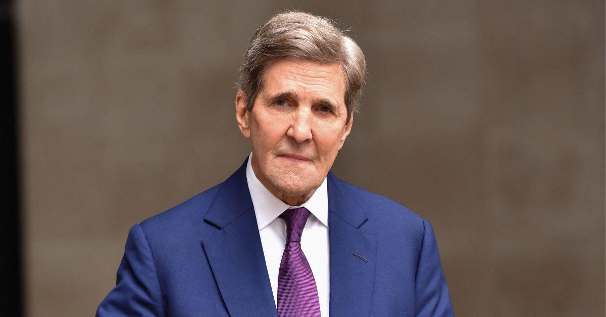 Fourth Grader Confronts Nikki Haley for 'Flip-flopping' on Trump