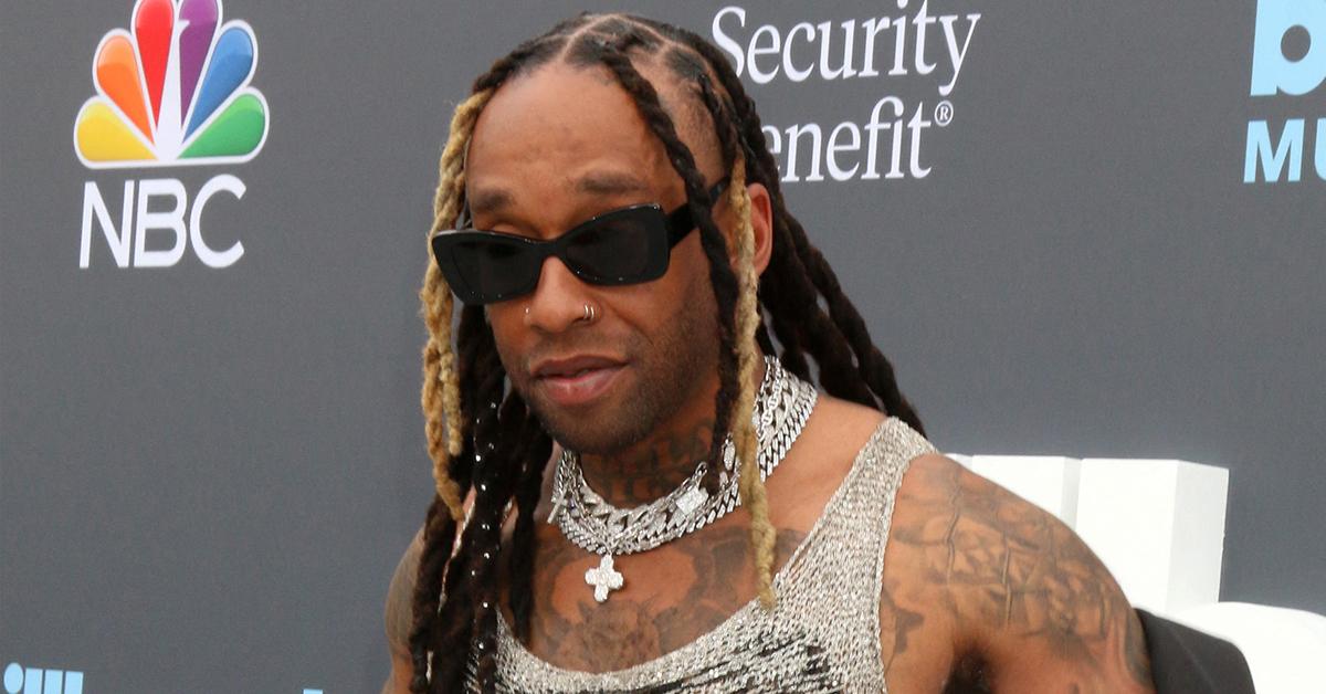 Kanye West's Las Vegas 'Rave' Where Fans Paid $2k to Attend Shut Down ...