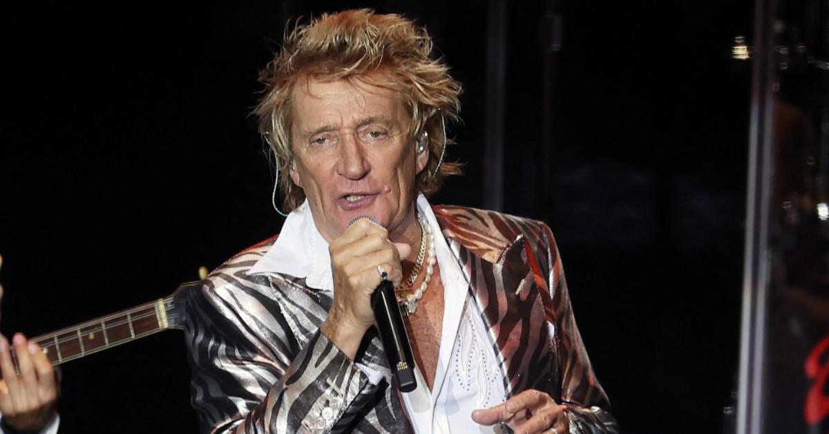 Rod Stewart Glastonbury Signing Slammed By Fans Amid Star's Health Woe