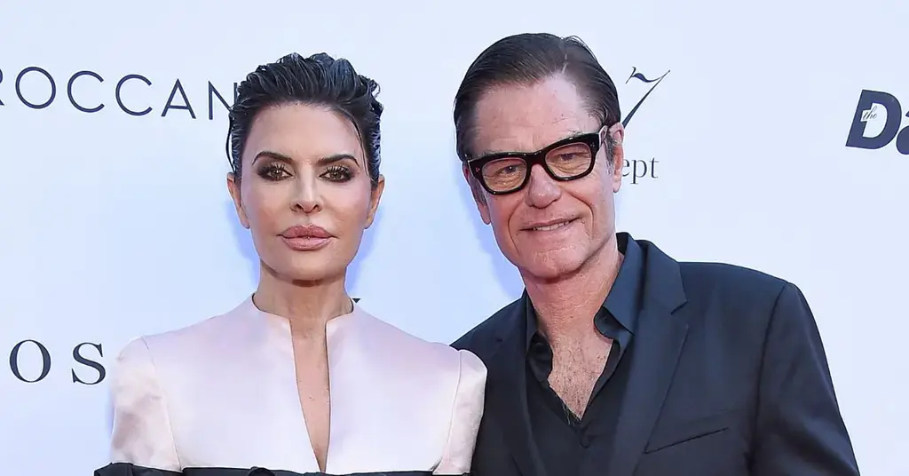 'RHOBH' Alum Lisa Rinna, 61, Reveals Dad Died by 'Assisted Suicide'