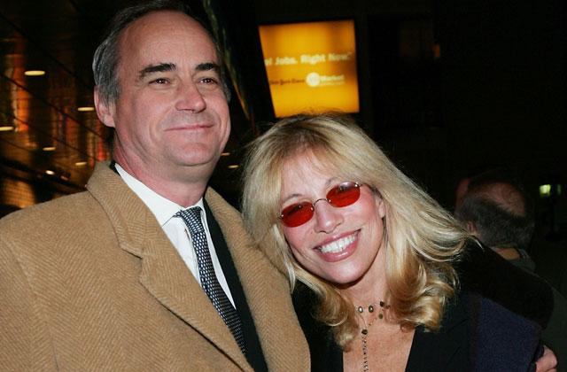 Carly Simon's Ex-Husband Tell All Book: Jim Hart Claims Singer Was ...