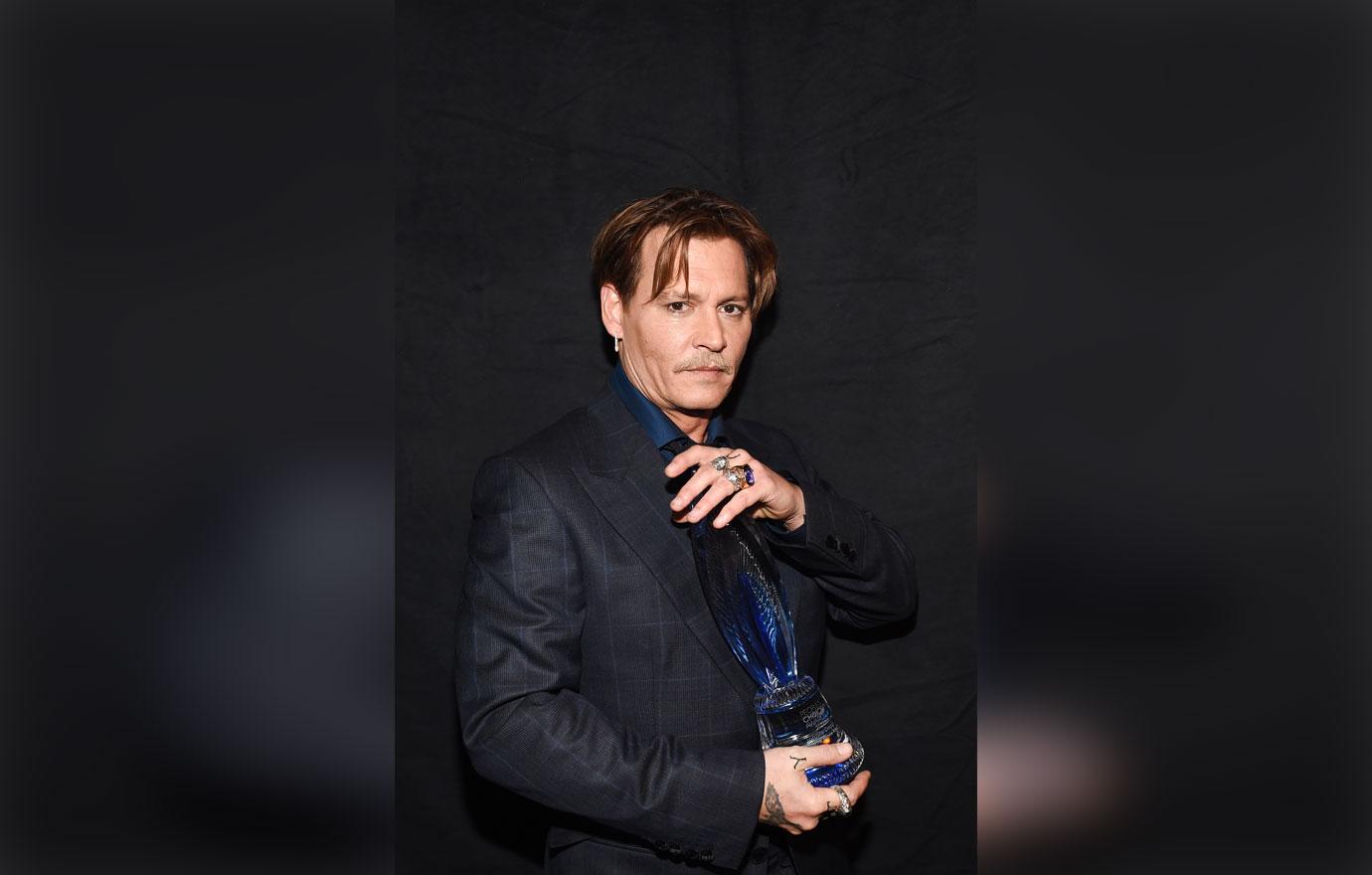 Johnny Depp Desperate To Shed Major Pounds After His Crippling Divorce