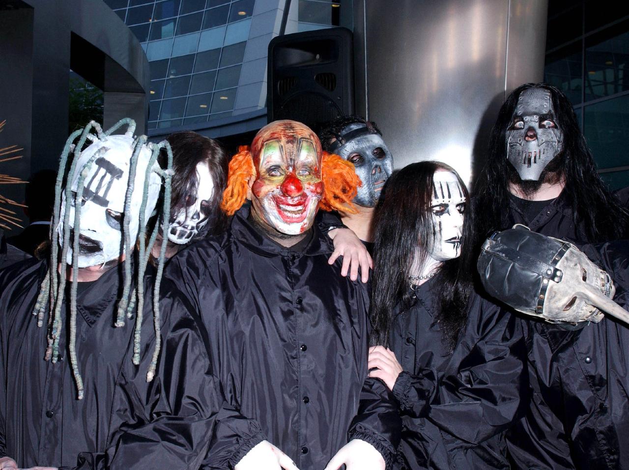 Slipknot Drummer Joey Jordison Dead At 46, Cause Of Death Unknown