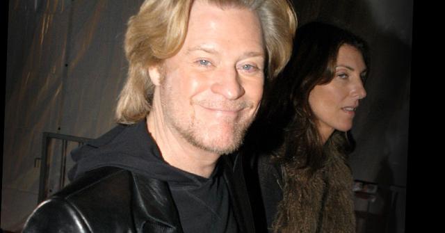 Sad Song: Daryl Hall's Wife Amanda Files For Divorce From Hall & Oates ...