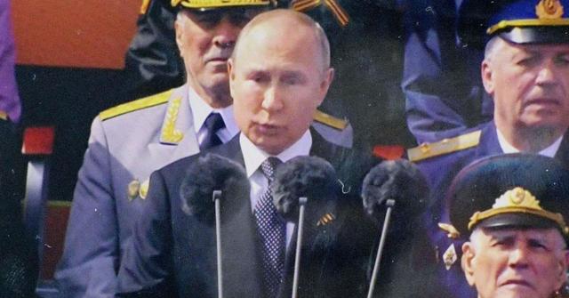 Vladimir Putin Uses' Aesthetic Work' To Hide Ongoing Health Trouble