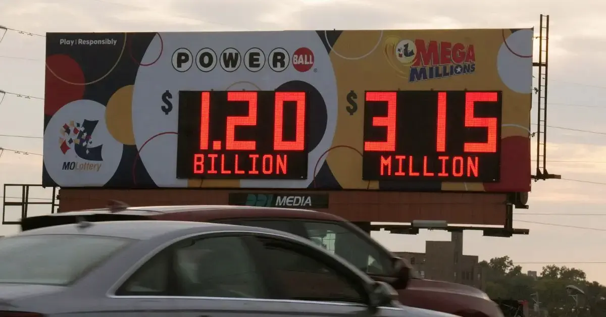Man Suing Powerball Ball Winner Ruled Competent to Stand Trial