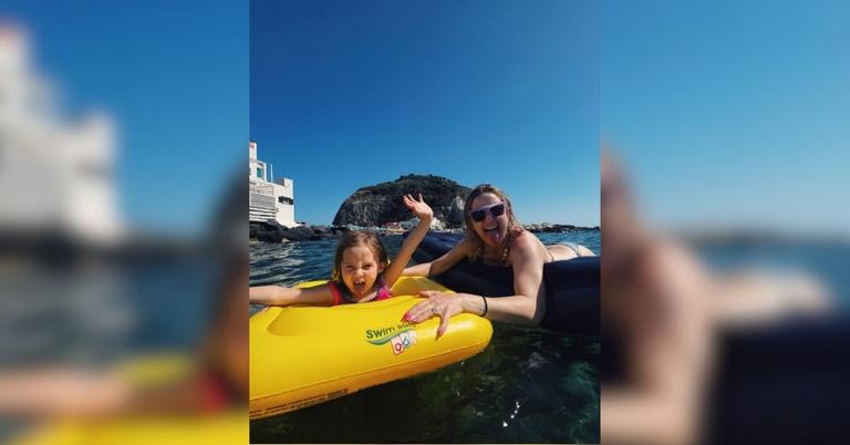 Kate Hudson's Hottest Bikini Photos After Hitting 46