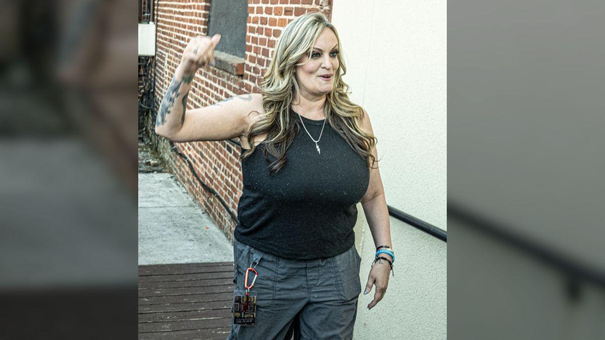 Stormy Daniels Looks Completely Unrecognizable in Rare Public Appearance