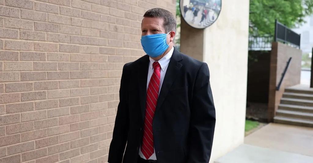 Cops Visited Duggar Compound for 'Follow-up' Investigation After Jim ...