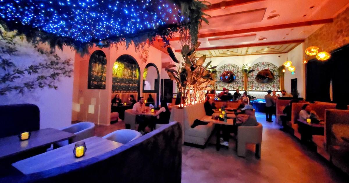 'Vanderpump Rules' Star Tom Sandoval NOT Banned From His Bar Schwartz ...