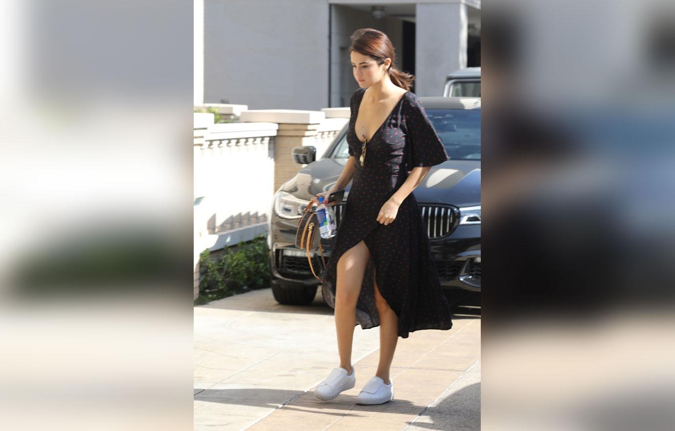 Selena Gomez Has Wardrobe Malfunction In Dress After Rehab