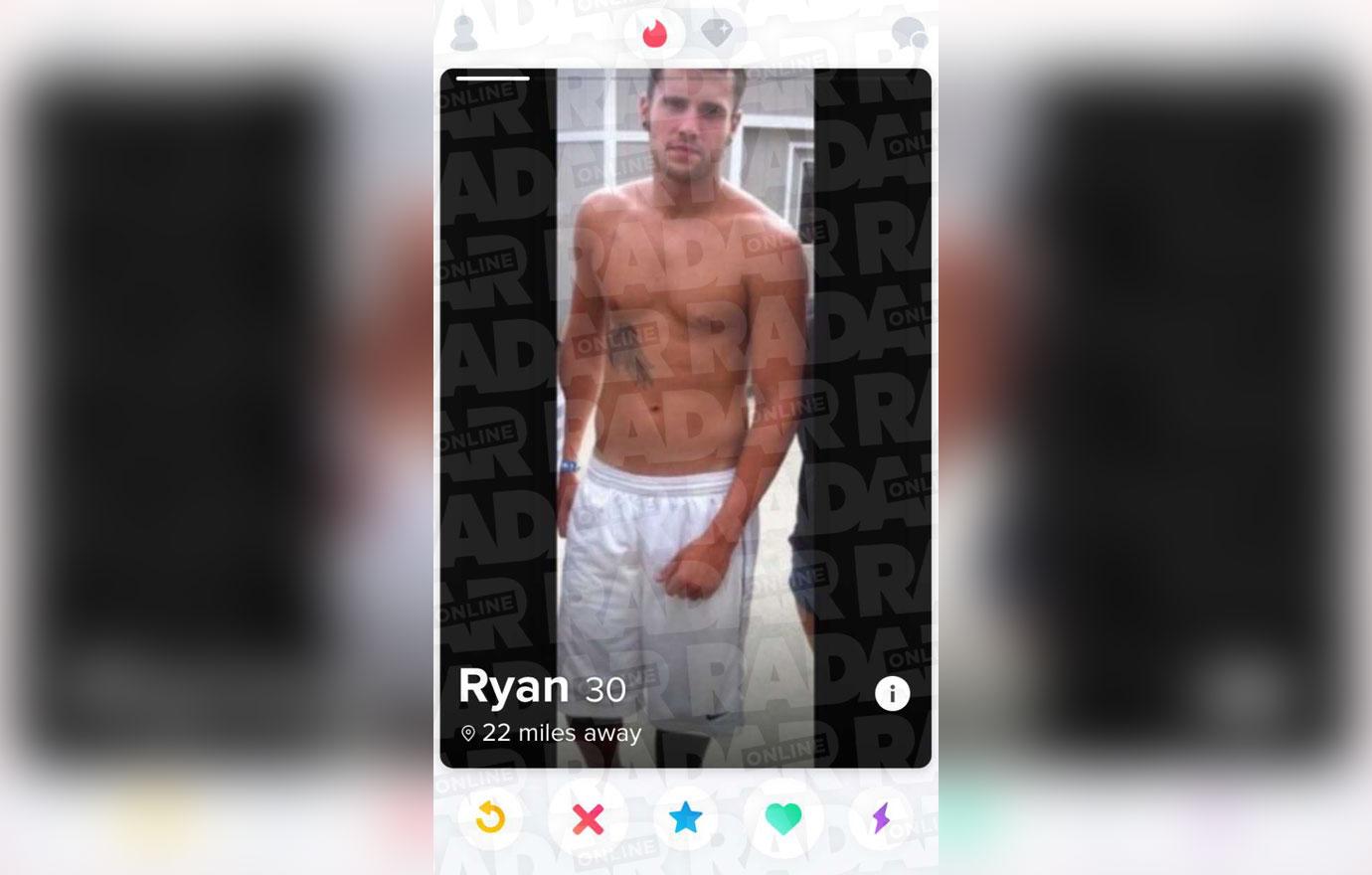 Ryan Edwards Back On Tinder After Wife Supported Him Through Rehab ...