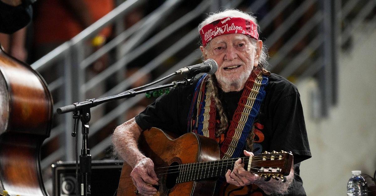 Willie Nelson, Has Sent Health Worries Soaring With Relentless Touring