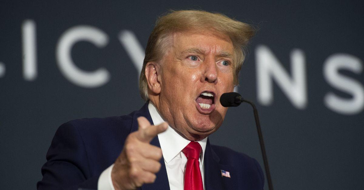 Furious Donald Trump Blames Sean Hannity, Wife Melania For GOP Slump In ...