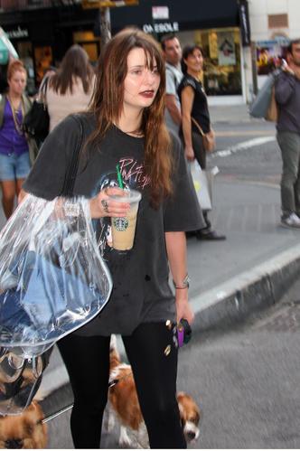 Overdoses, DUIs, & Psych Ward Visits: Mischa Barton's 18 Most Shocking ...