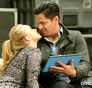 Forbidden Flirtation: Hayden Panetierre Spotted Kissing Married ...