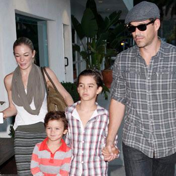 LeAnn Rimes: Stepsons Mason & Jake 'Dream' Of Having A Sister