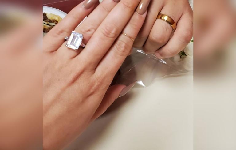 Amanda Bynes Unveils Photo Of Mystery Fiance