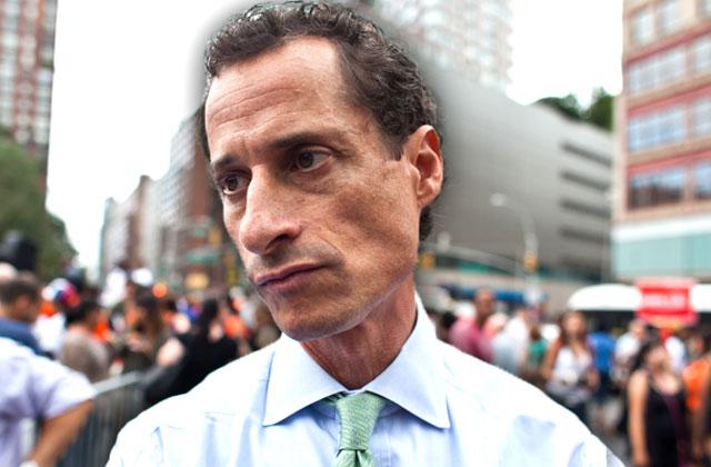 Pervy Politician Anthony Weiner Caught In Sick Online Affair With 15 ...