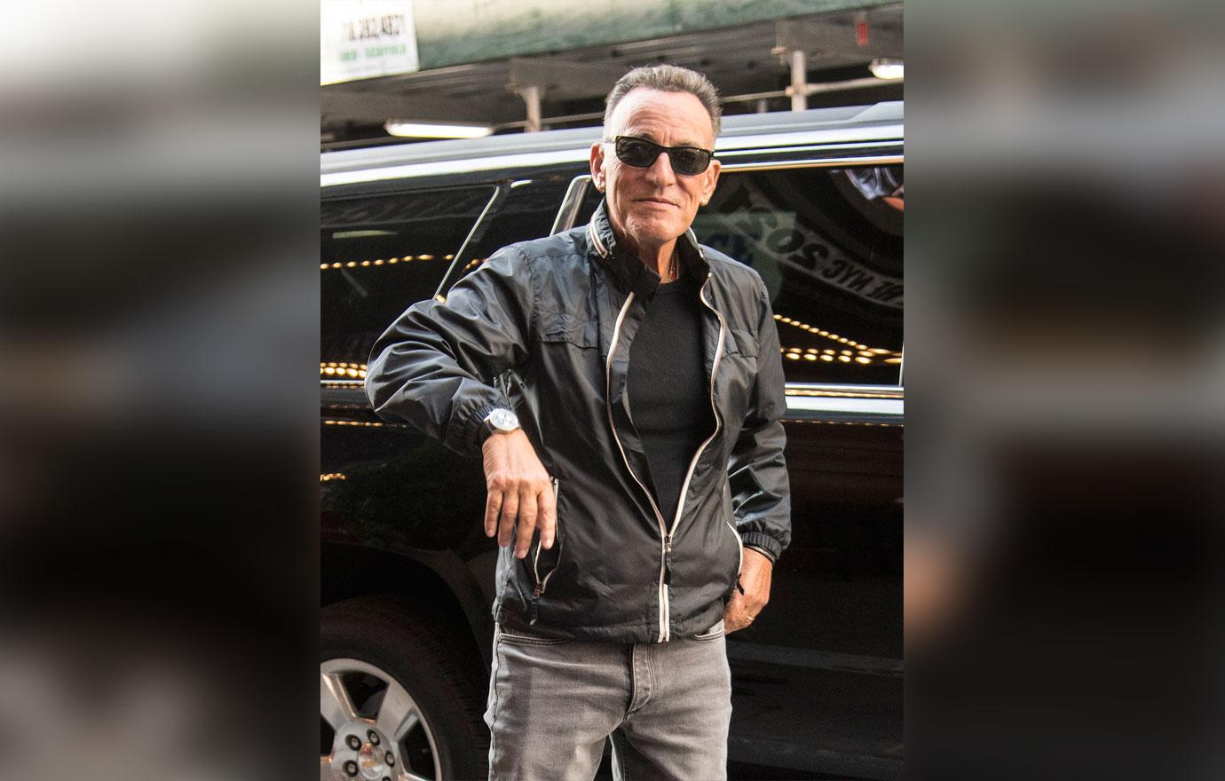 VIPs at Clive Davis' Welcome Back NYC Show Demand Refunds After ...