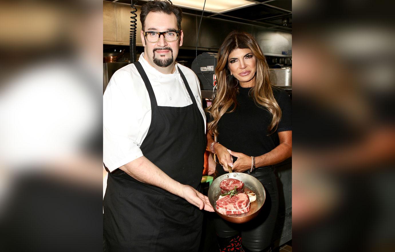 Keeping Her Spirits Up! Teresa Giudice Meets Chef Michael Vignola – See ...