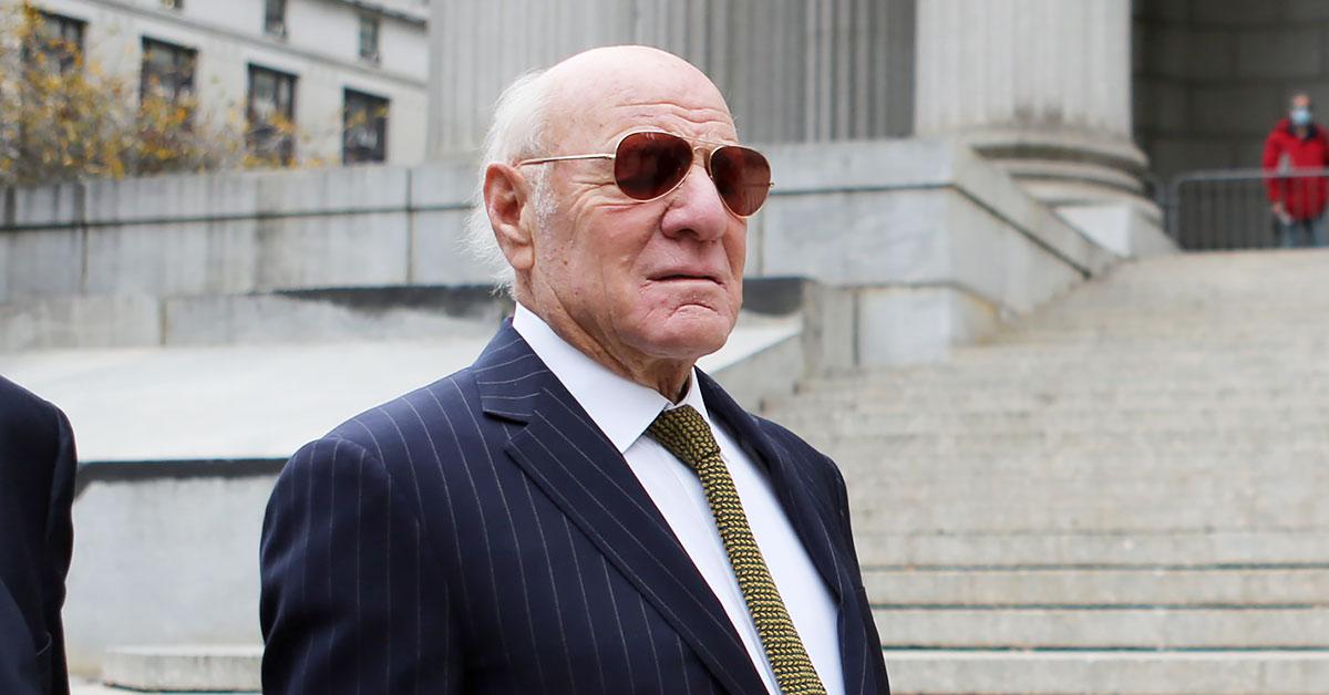 Barry Diller Arrives To Court To Take The Stand In Tinder's Billion ...