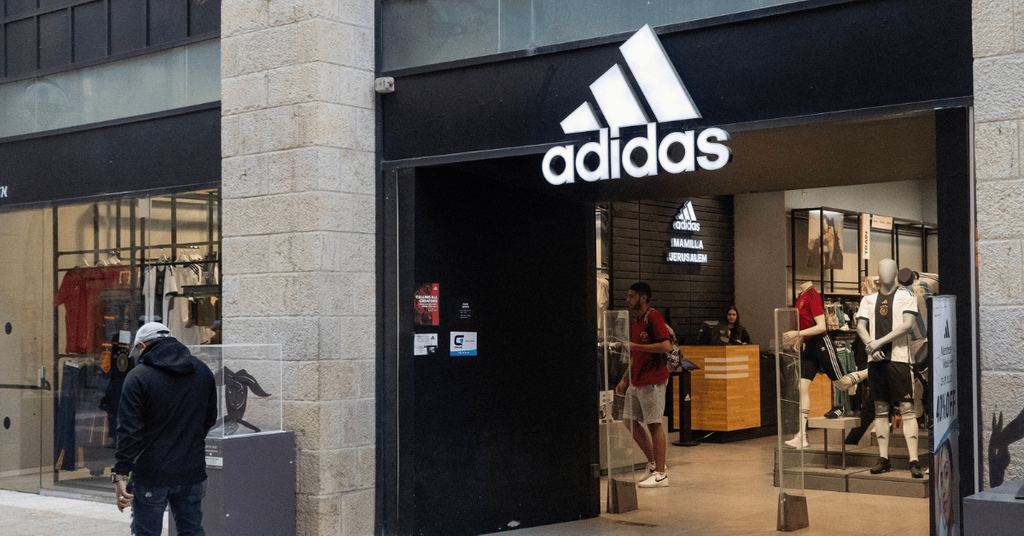 Kanye West Told Jewish Adidas Manager to 'Kiss a Picture of Hitler ...