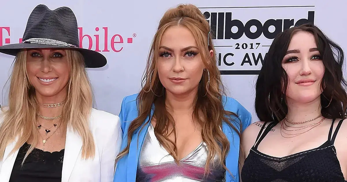 Miley Cyrus' Mom Tish Hired Security to Prevent Daughter Noah From Crashing Wedding to Dominic ...