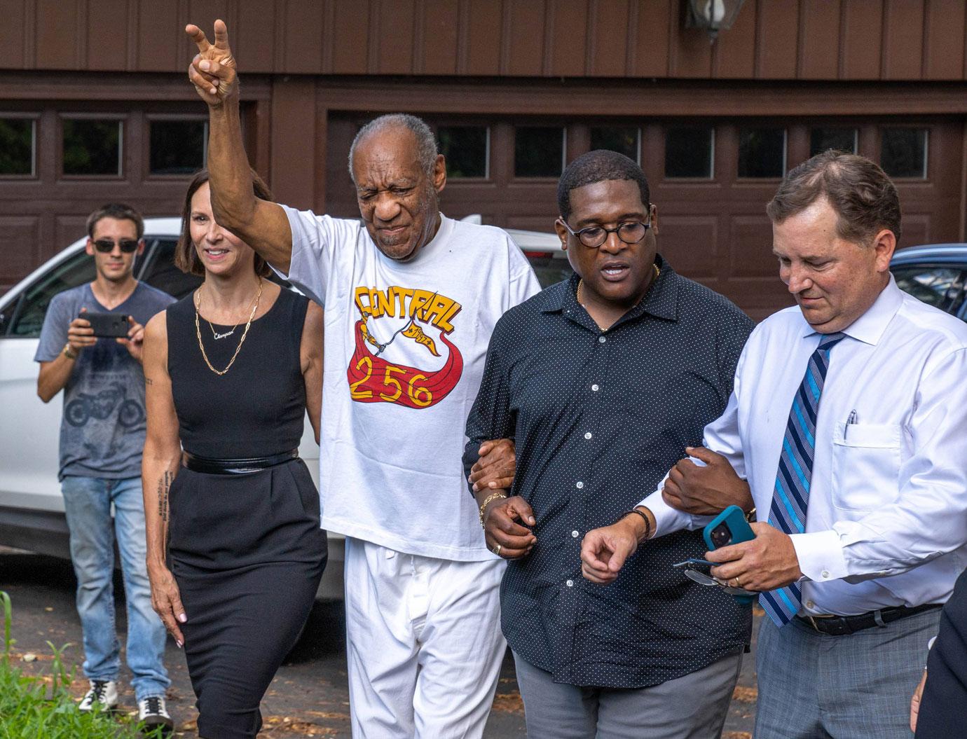 Bill Cosby Looks Joyful In 'Hello Friend' Sweatshirt For First Birthday ...
