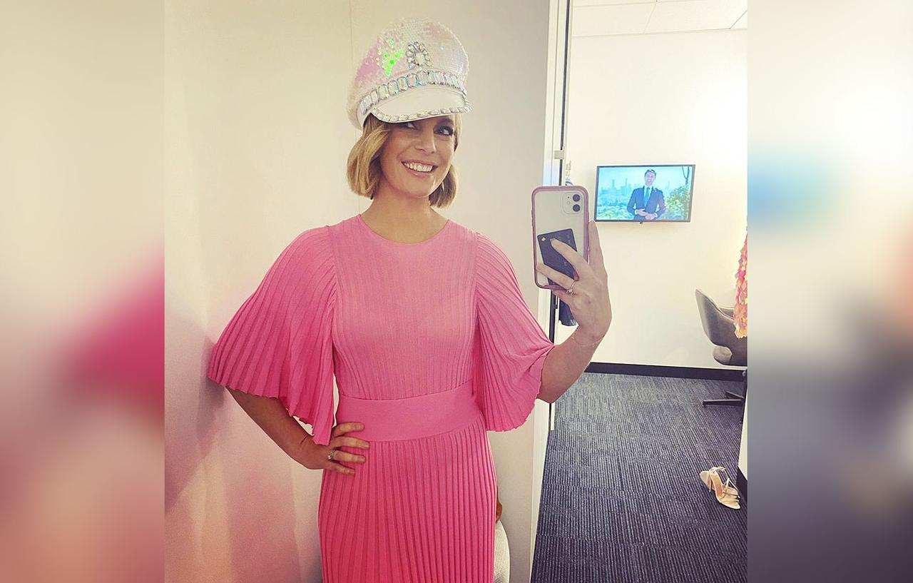 Alex Rodriguez Slides Into Australian Tv Host S Dms As His Ex J Lo