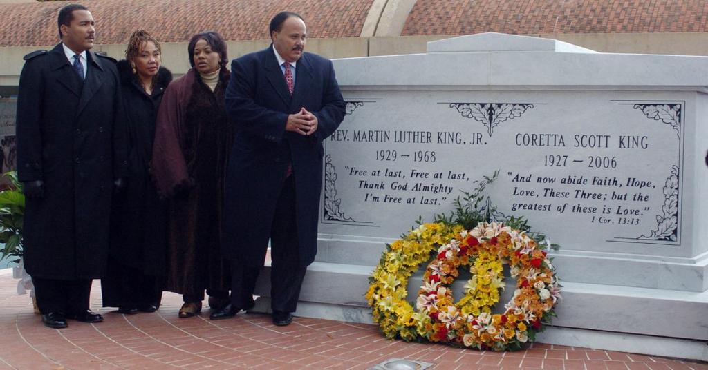 Martin Luther King Jr.'s Son Dexter Scott Dead at 62