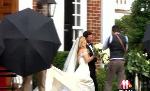 The Band Perry Singer Ties The Knot With Carrie Underwood, Blake ...