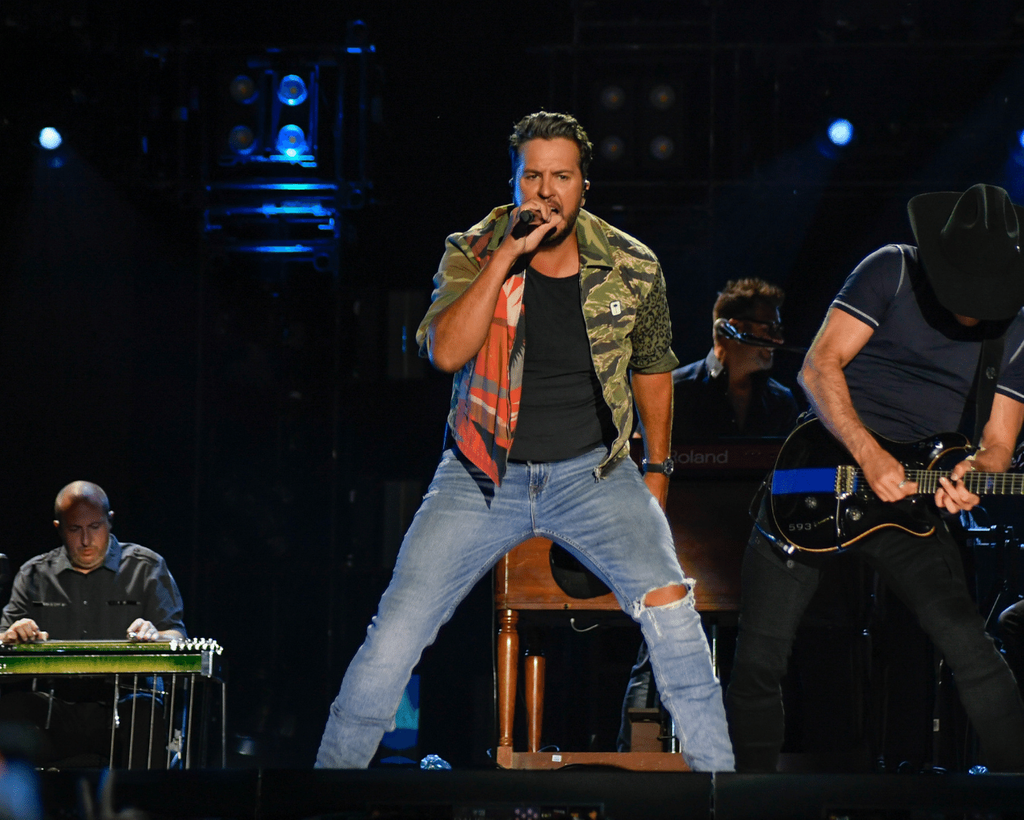 Luke Bryan Defends DeSantis Decision After Receiving Backlash