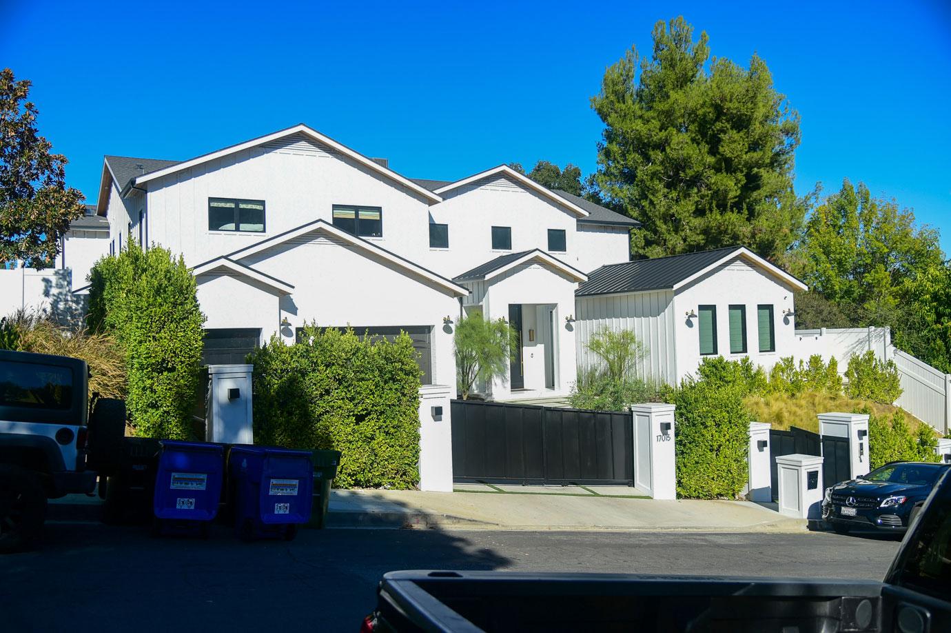 Dorit Kemsley House Address