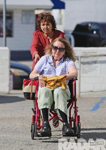 Struggling Starlet! Actress Teri Garr’s Frightening Multiple Sclerosis ...