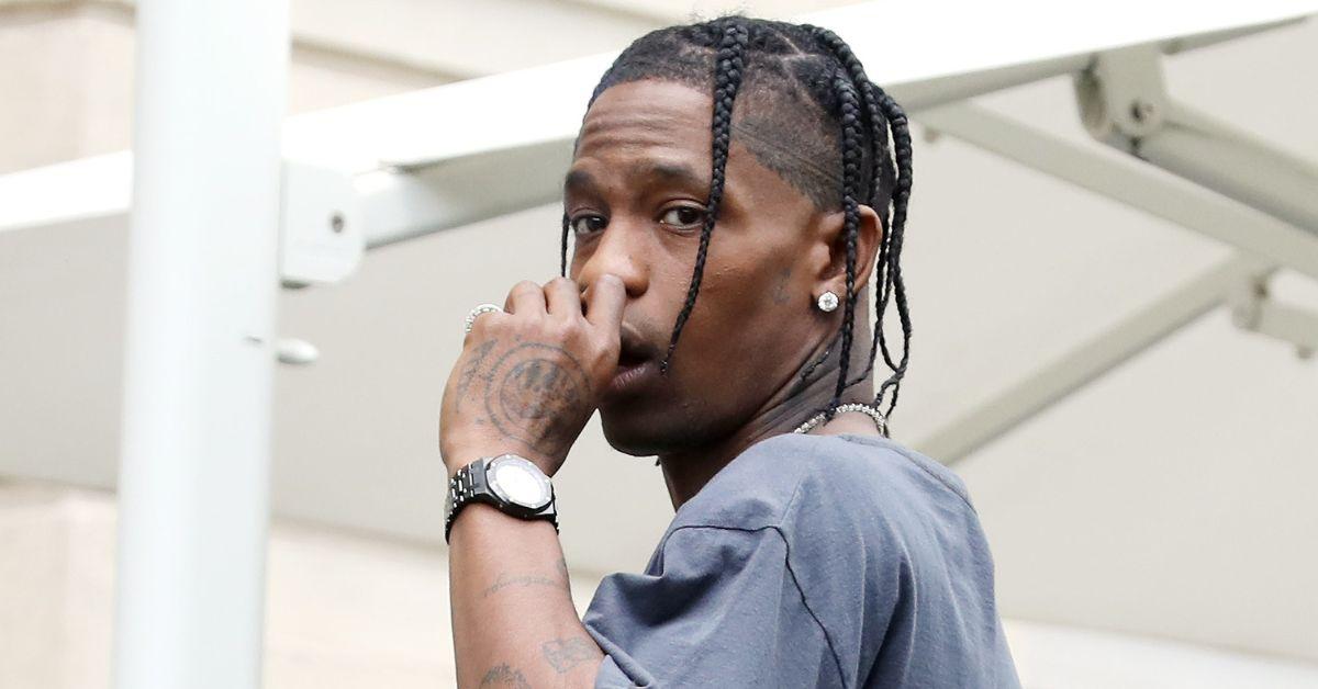 Travis Scott Stops Concert To Call Out Fans Climbing Equipment