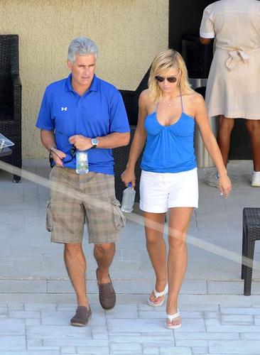 Kate Gosselin & Her Body Guard Steve Neild Spend 4 Days In Cabo San ...
