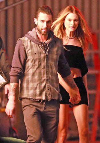 Adam Levine And His Model Wife Behati Prinsloo On Set Of A Maroon 5 ...