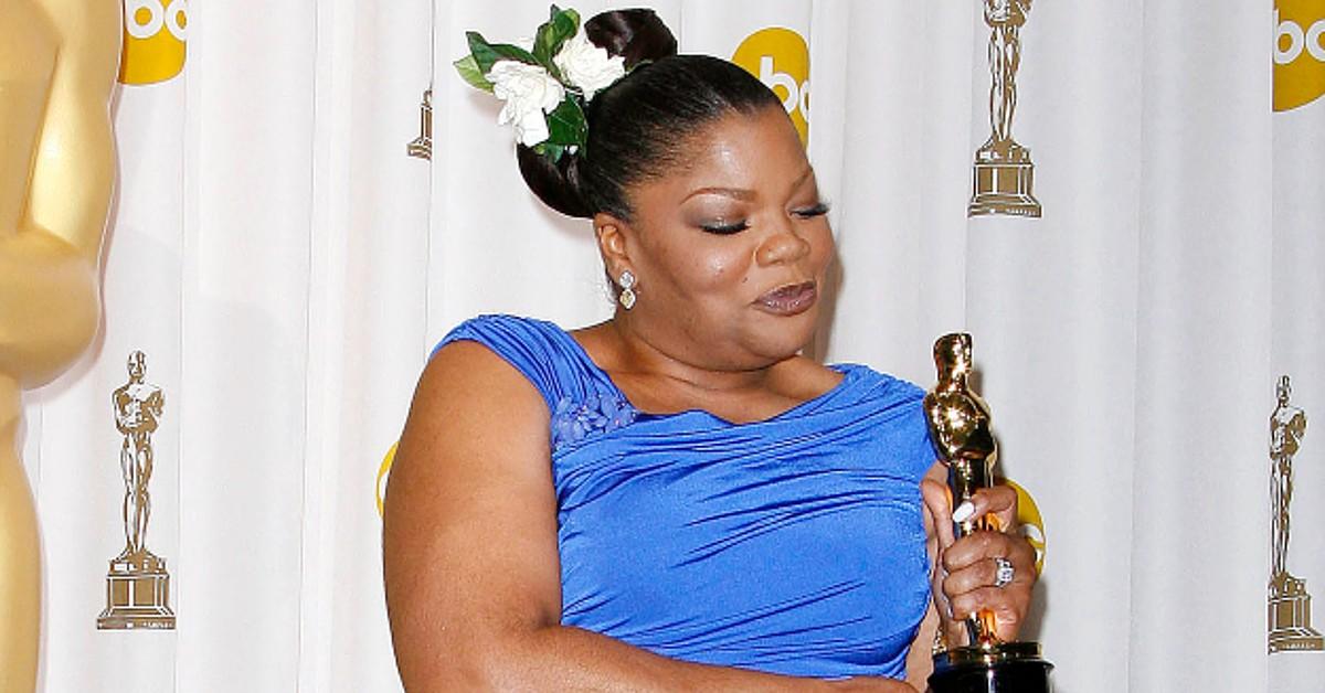 CBS Fighting Mo’Nique’s Lawsuit Over Alleged Millions Owed in Unpaid ...