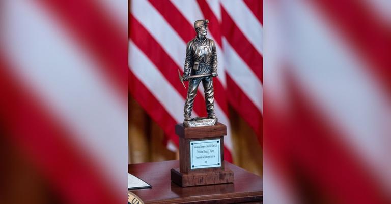 Watch Trump Stumble Over His Words While Accepting 'Fake Award'